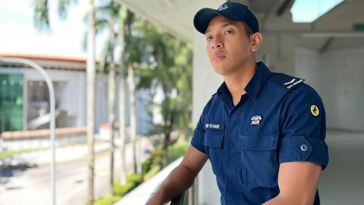 SCDF Lifesavers flying the flag at the Hanoi SEA Games - Frontline