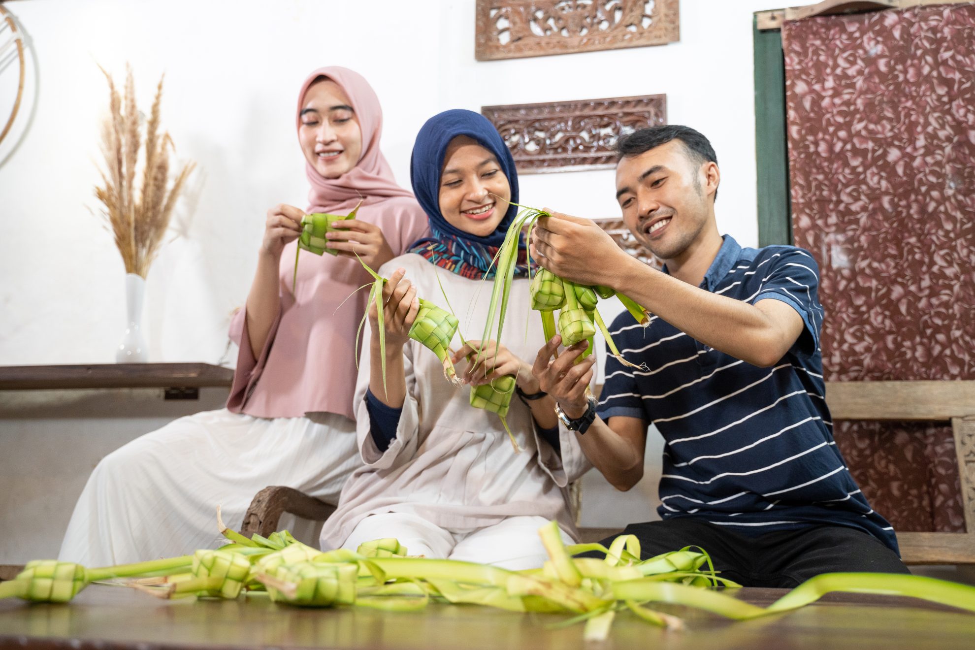 Hari Raya Together: Festive Activities for Family & Friends - Frontline